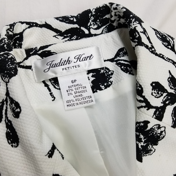 Judith Hart | Jackets & Coats | Judith Hart Lined Petite Floral Blazer ...